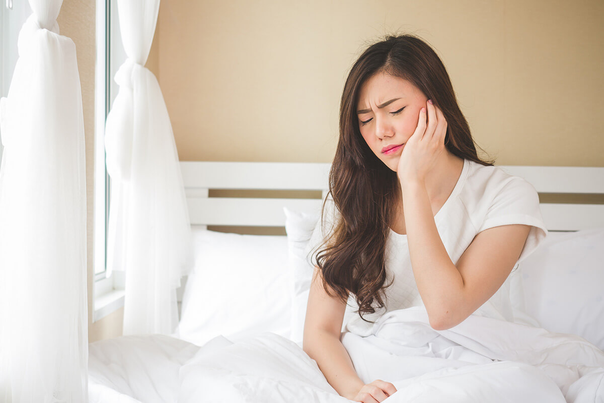 Do I Have TMJ? Common Signs & Symptoms